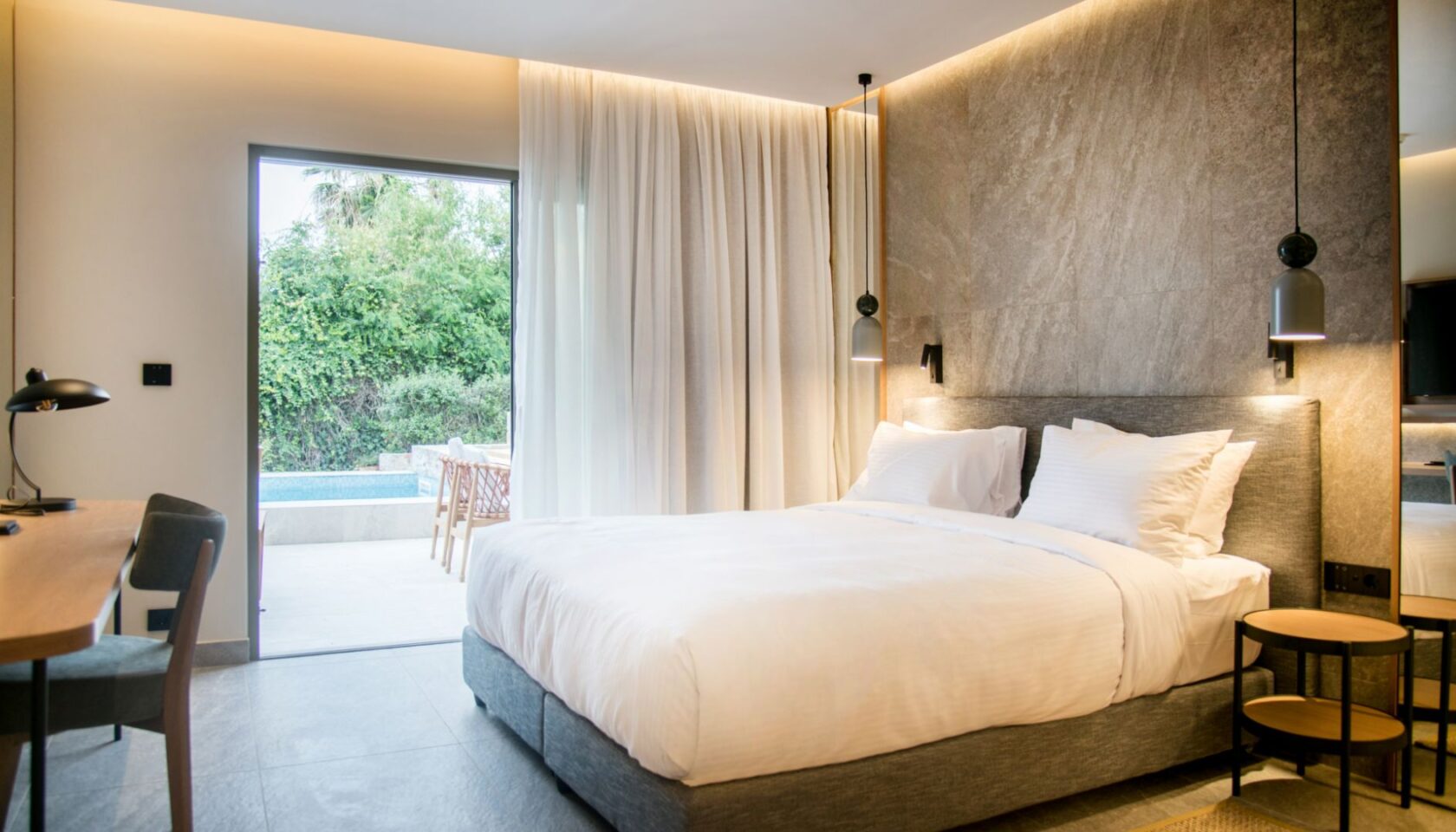 Sanctuary Suite Sea View with Private Pool | KING MINOS RETREAT